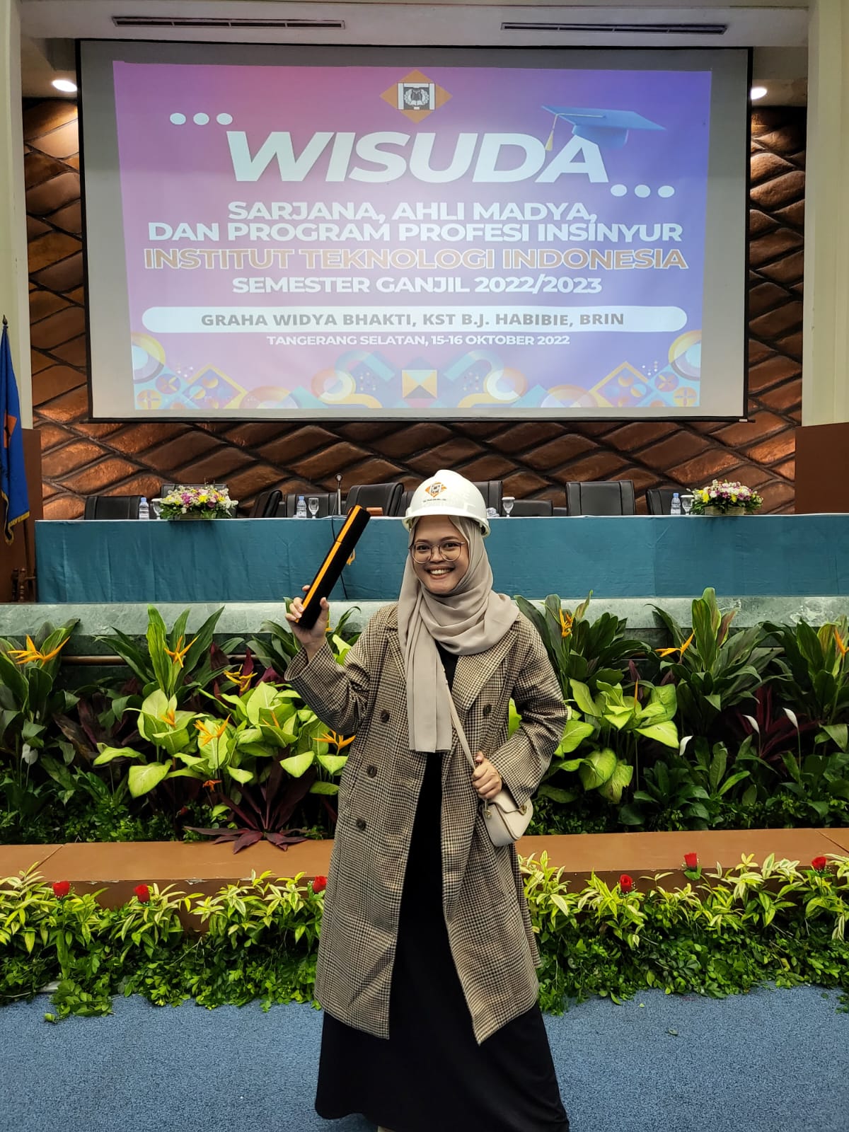 Lagi, Lima Dosen Teknik Elektro Lulus Program Profesi Insinyur ITI ...